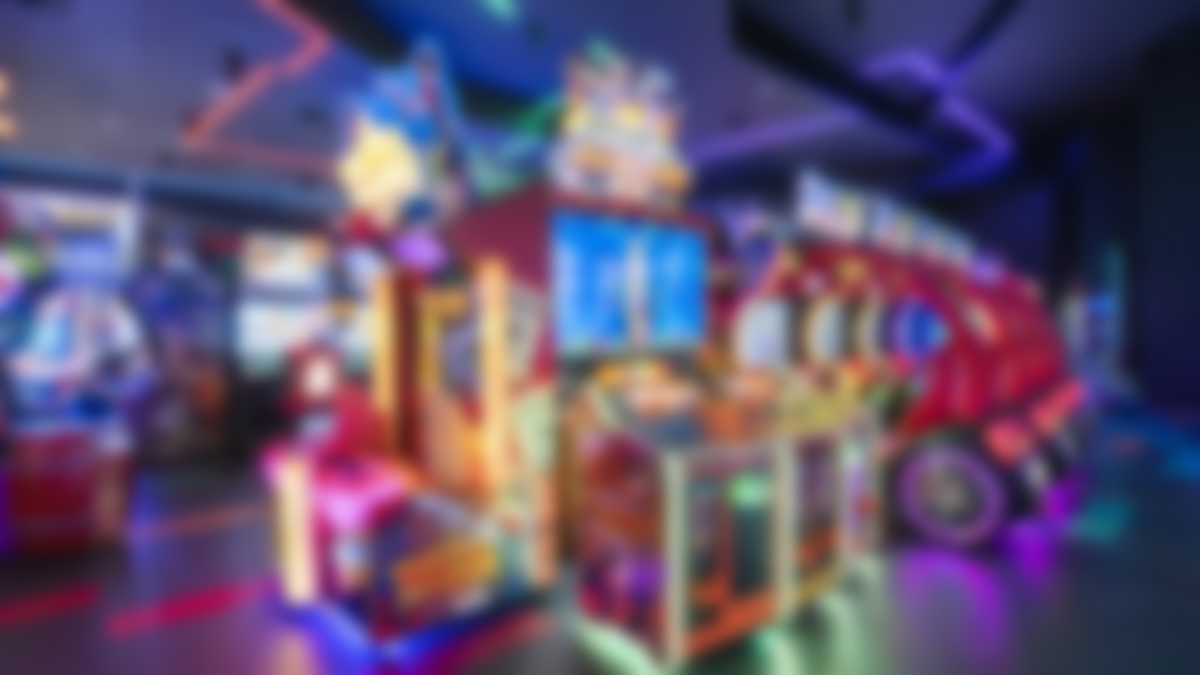 Captain Crazy's Paradise – Free Play Arcade, Pinball, and Golf Simulators